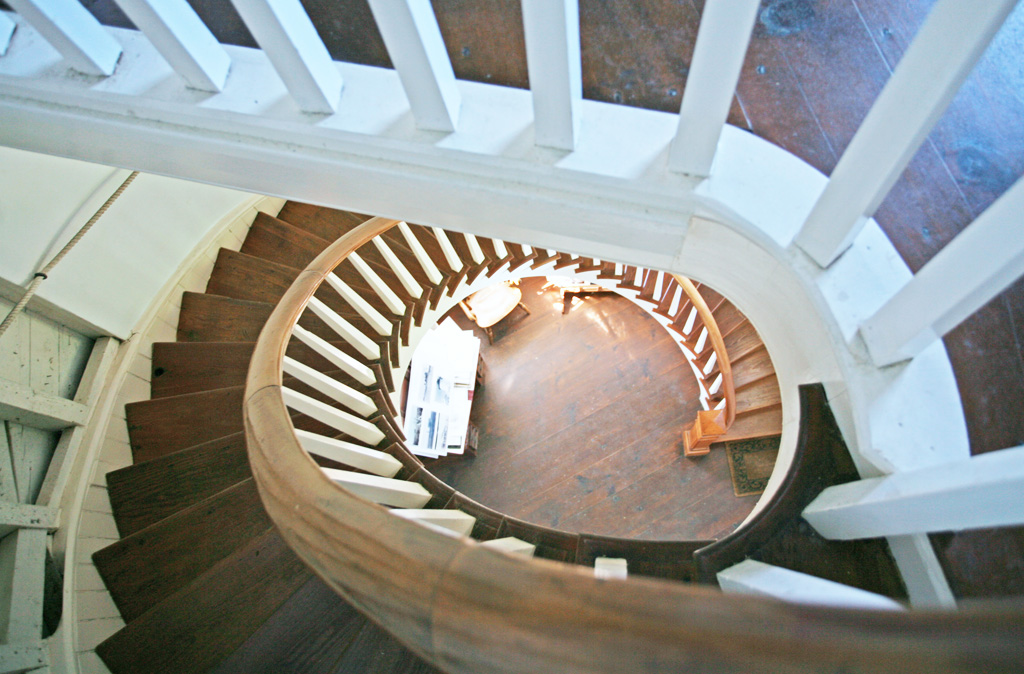 Cape Poge Lighthouse, Massachusetts at Lighthousefriends.com