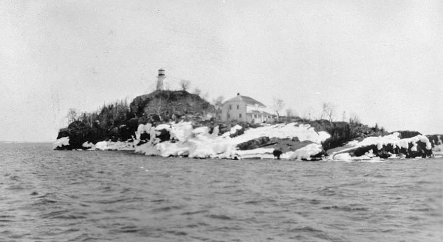 Trowbridge Island Lighthouse, Ontario Canada at Lighthousefriends.com